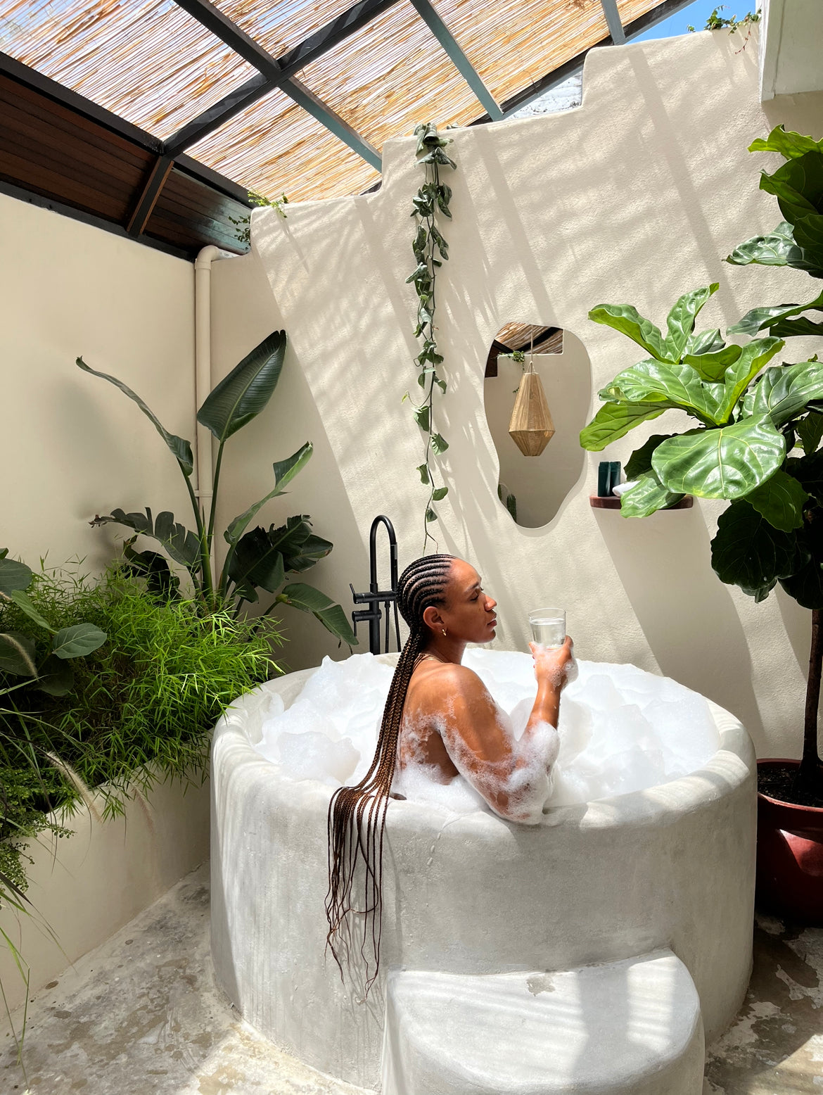 Slow, tender mornings and simplifying skincare with Michele Price – Ries